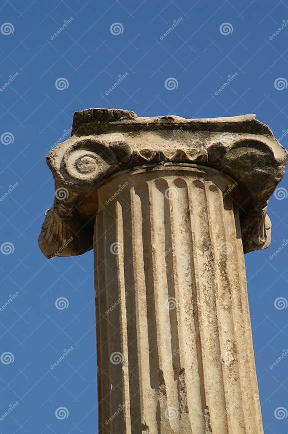 Greek column stock image. Image of sicily, arch, civilization - 2052847