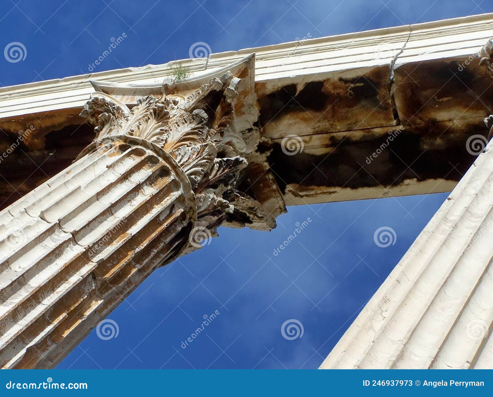 Greek Columns with a Lintel Stock Image - Image of lintel, blue: 246937973