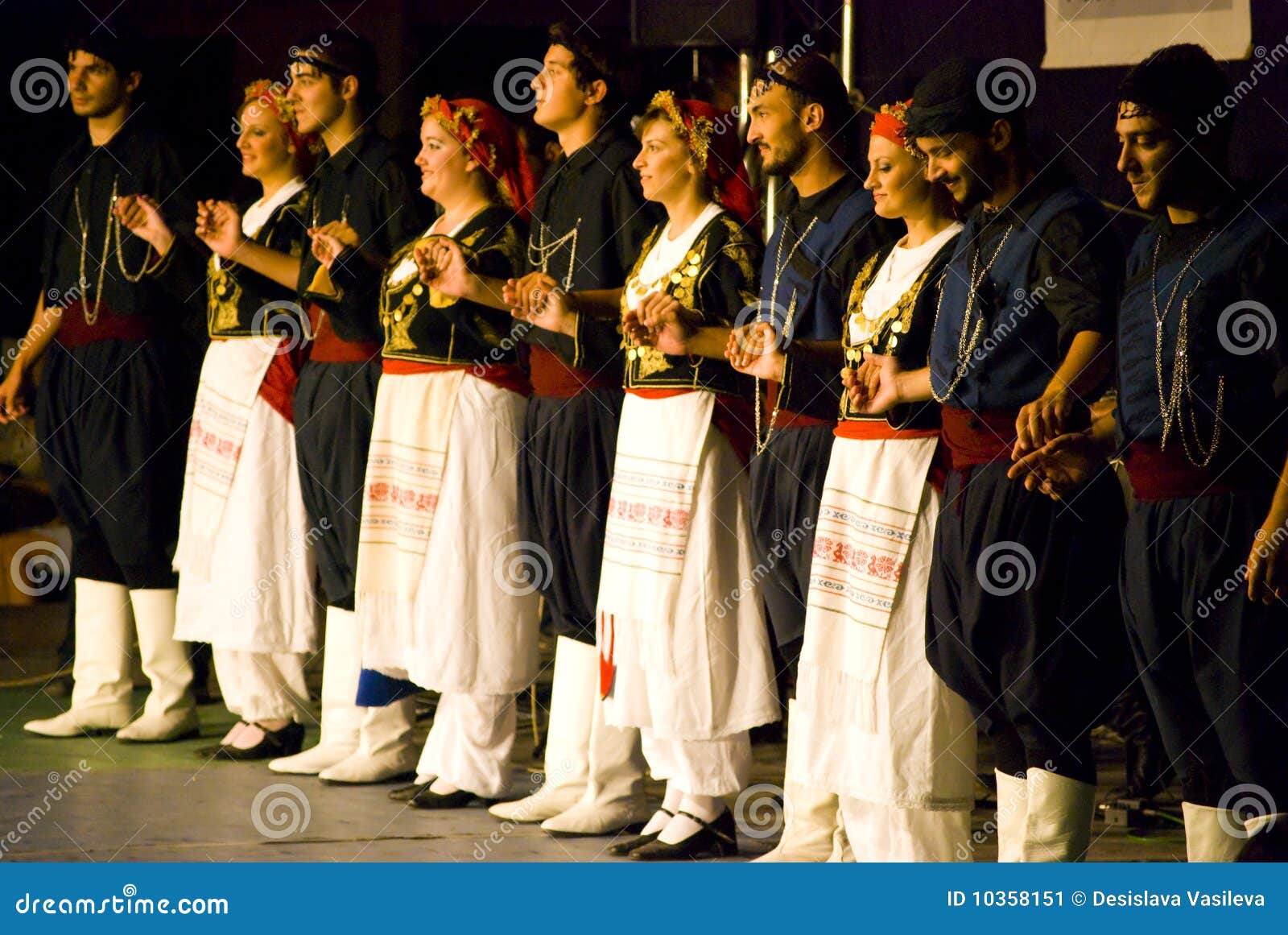 Greek dancers editorial photo. Image of elegance, carnival - 10358151