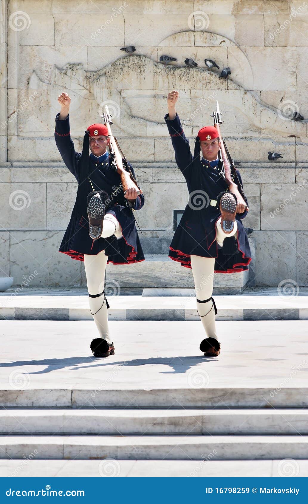 Greek guards in Athens editorial stock image. Image of memorial - 16798259