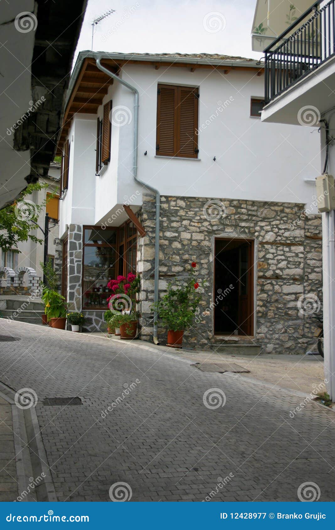 Greek traditional house stock image. Image of island - 12428977