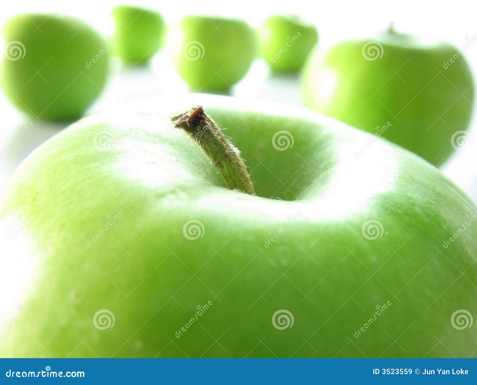 Green Apple stock image. Image of lifestyle, macro, juicy - 3523559