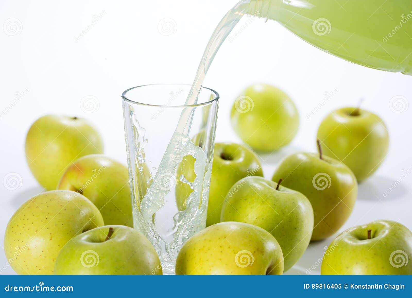 Green apple juice stock image. Image of juice, cool, liquid - 89816405