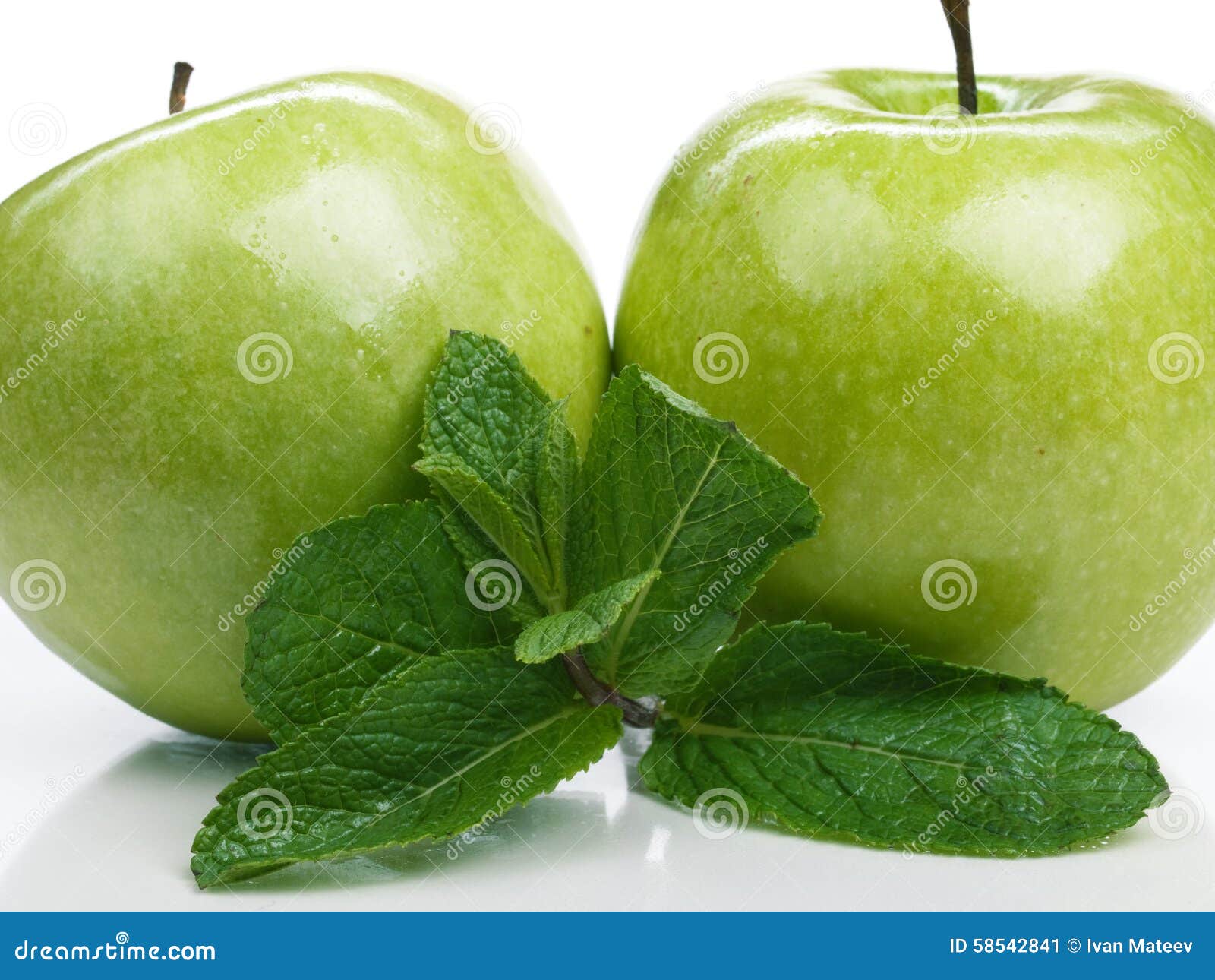 Green apples with mint stock image. Image of macro, apple - 58542841