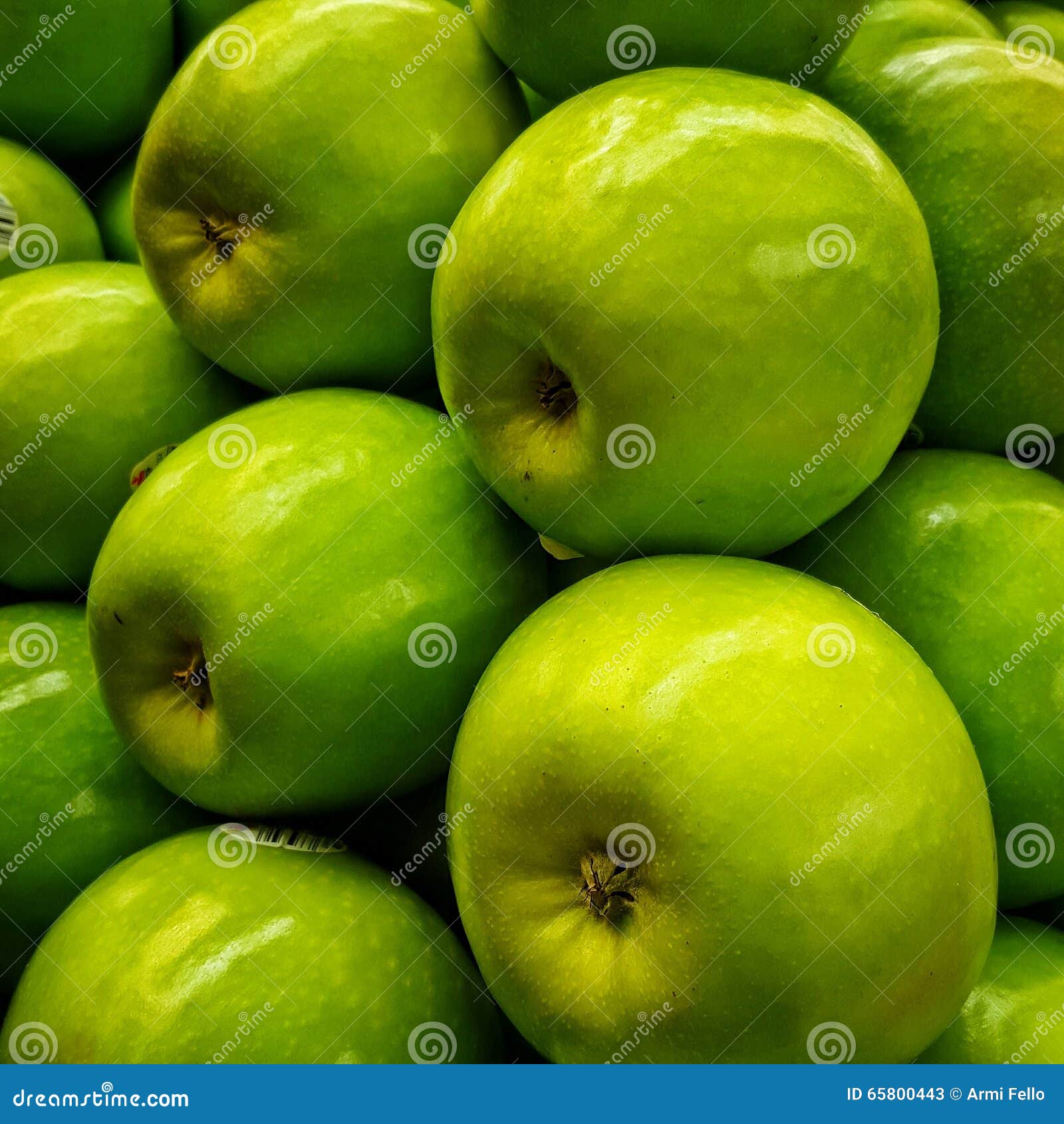 Green apples stock image. Image of closeup, delicious - 65800443