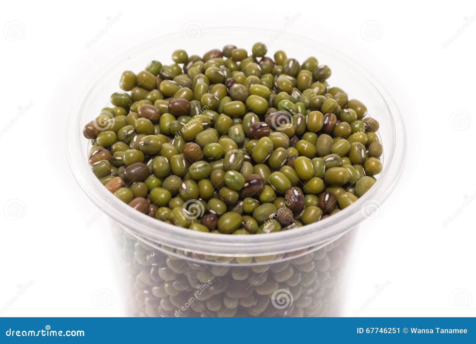 Green bean in plastic cup stock image. Image of bean - 67746251