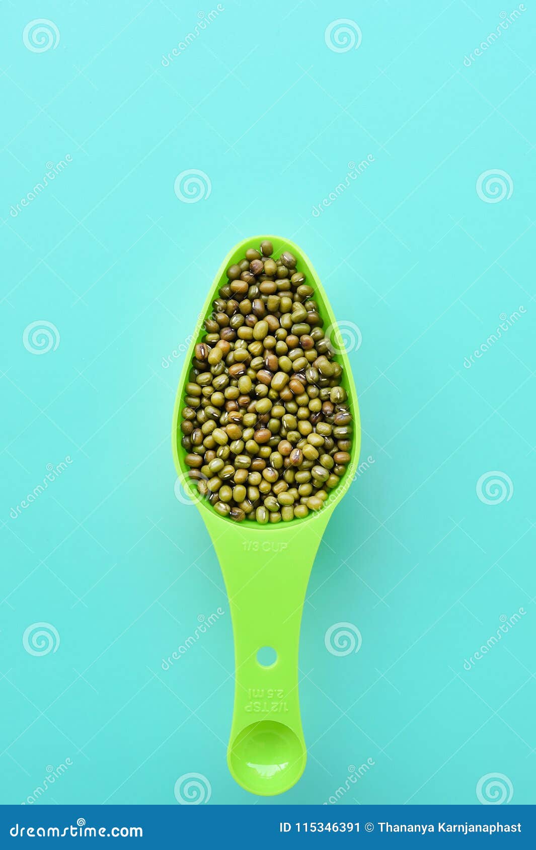 Green bean in spoon stock image. Image of seed, roasted - 115346391
