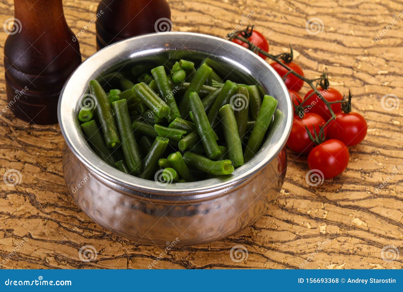 Green beans in the bowl stock photo. Image of beans - 156693368