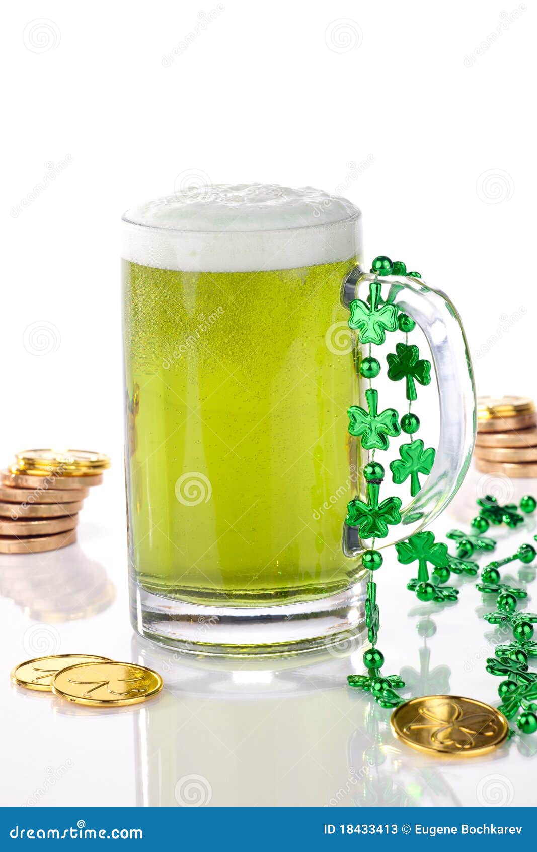 Green Beer for St Patrick S Day Stock Image - Image of dark, green ...