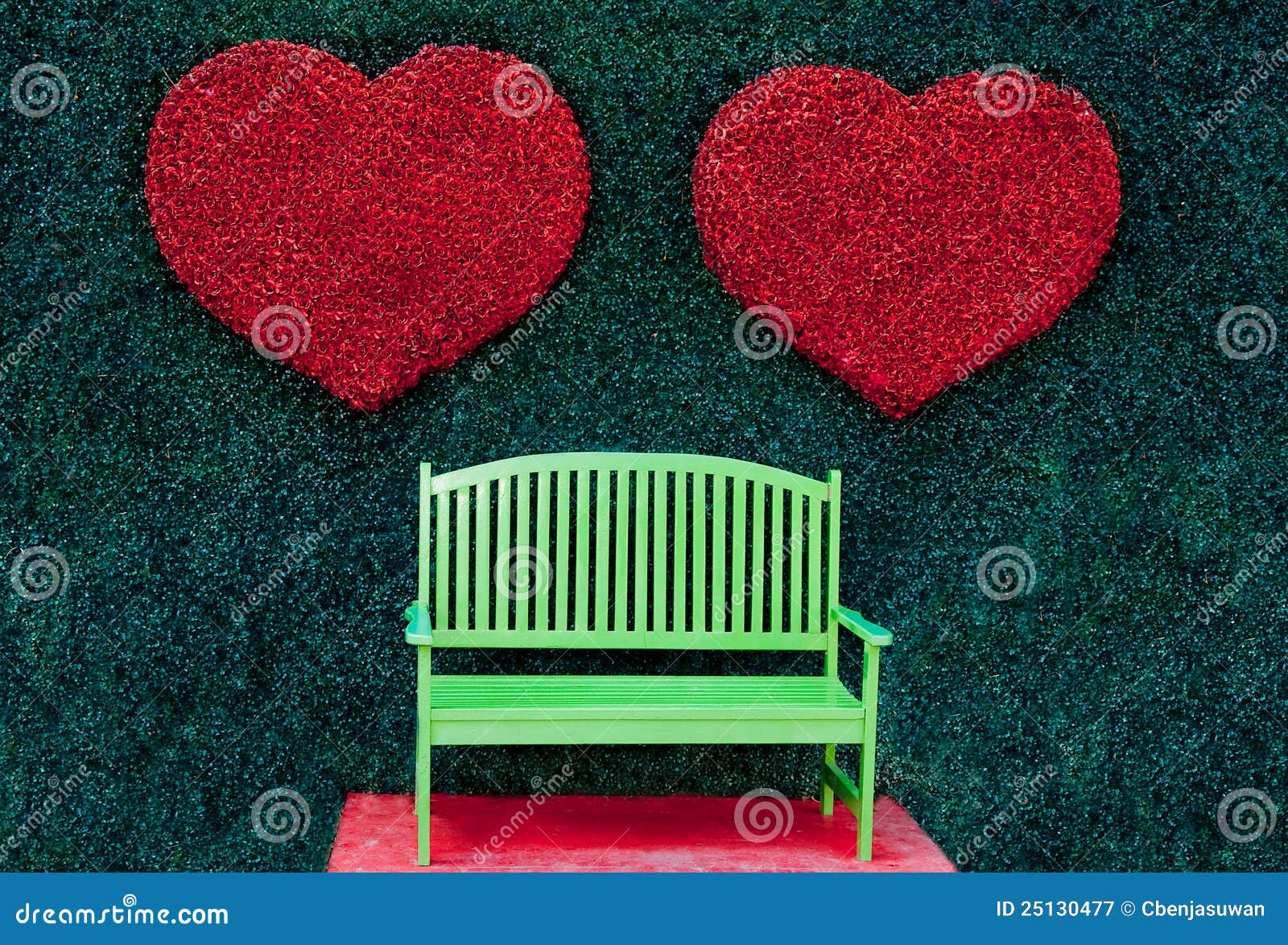 The Green Bench with Red Heart Stock Image - Image of rock, east: 25130477