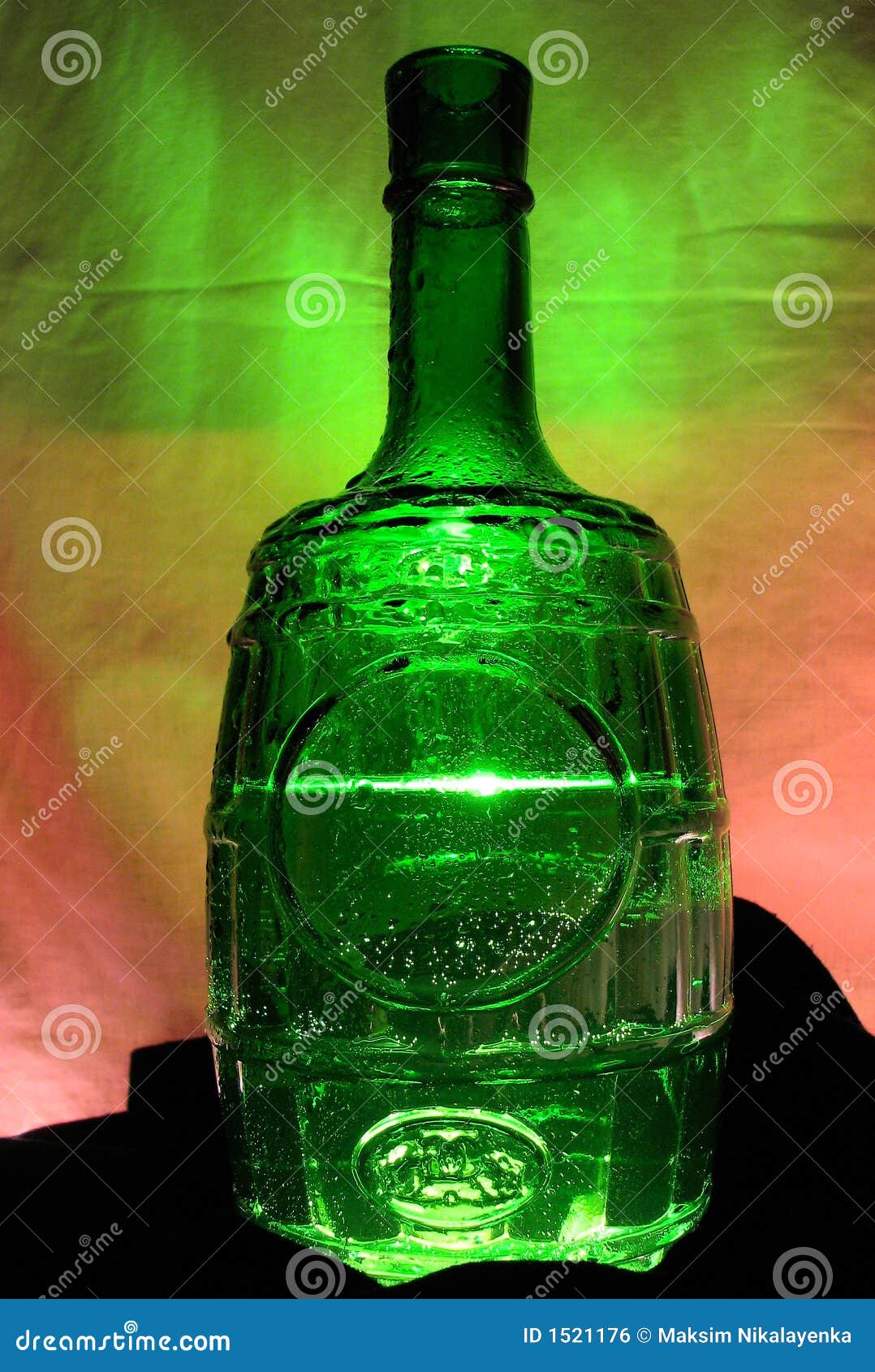 Green botle stock photo. Image of bottle, water, utensils - 1521176