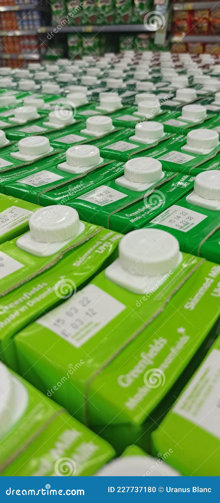 Green Box with White Cap UHT Milk Editorial Image - Image of ...