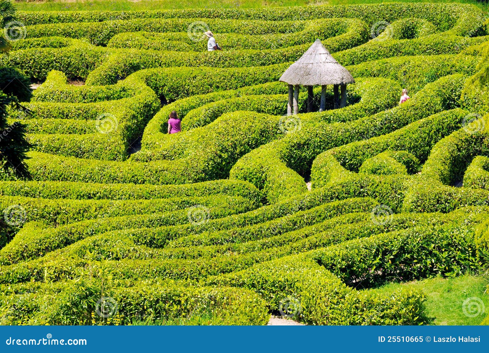 232 Labyrinth Cross Photos - Free & Royalty-Free Stock Photos from ...