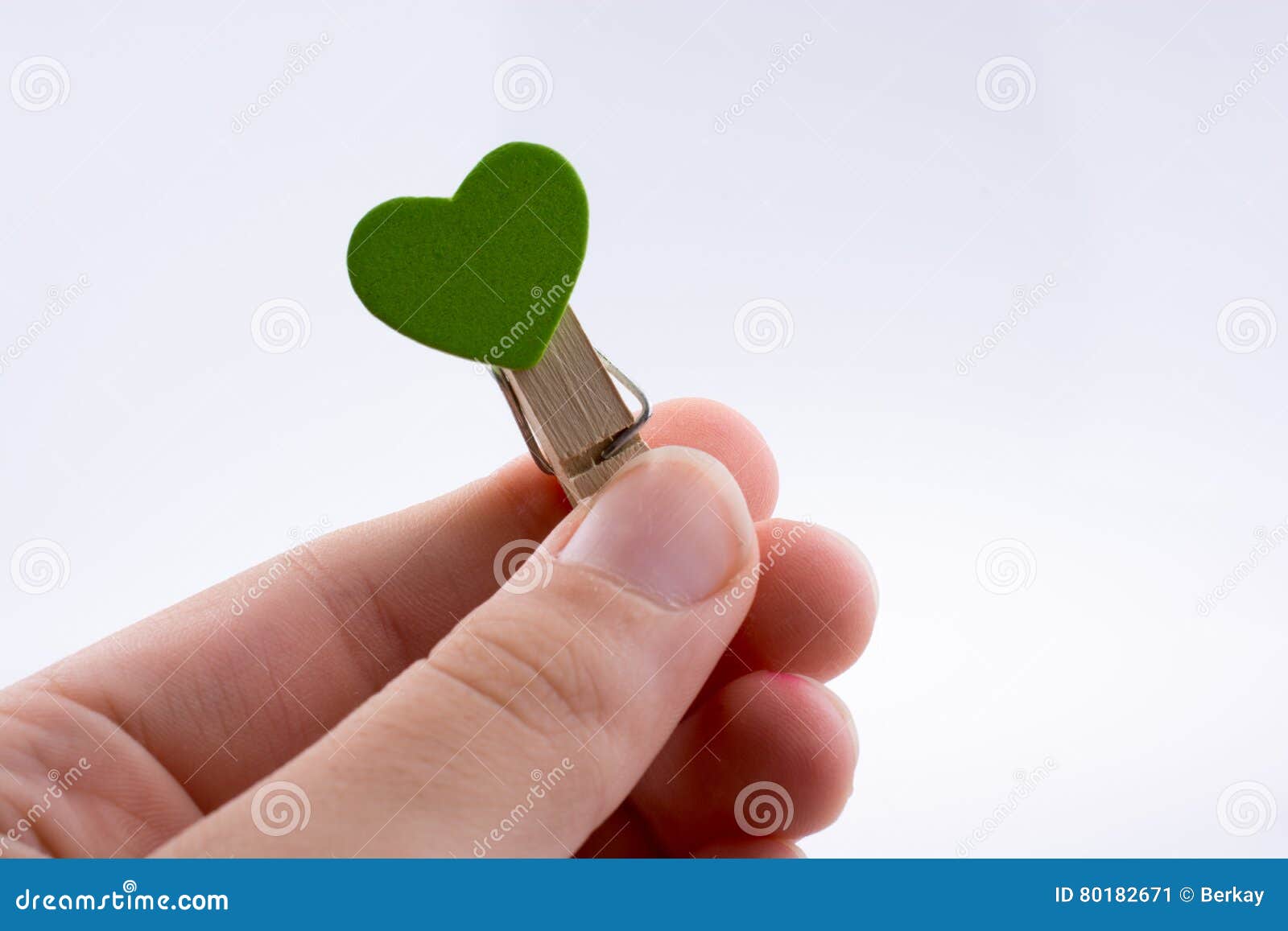 Green color heart icon stock image. Image of nature, green - 80182671