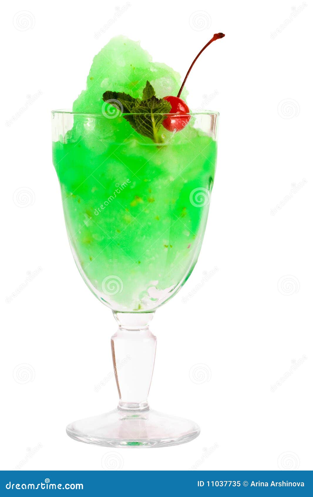 Green Extra Cooling Cocktail Stock Image - Image of cocktail, elegance ...