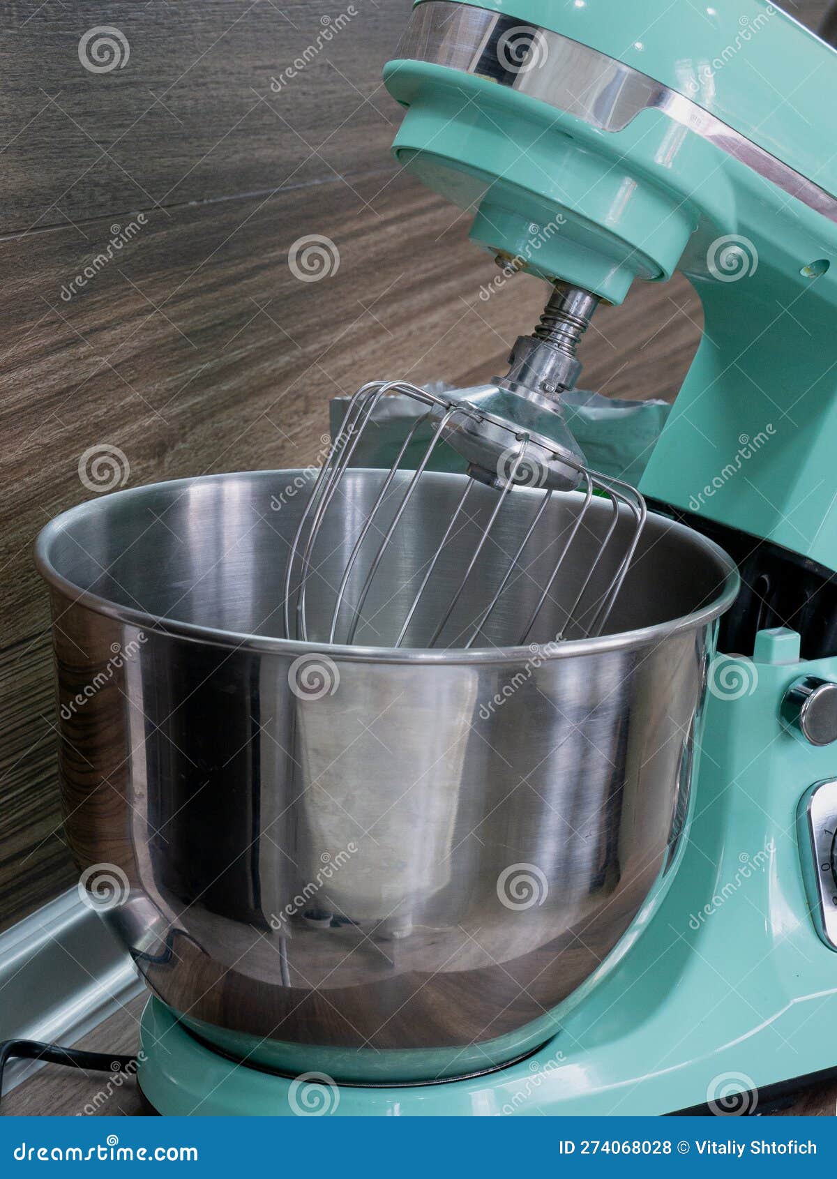Green food processo stock photo. Image of mixer, dish - 274068028