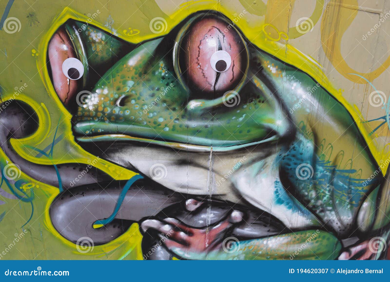286 Funny Tree Frog Black Stock Photos - Free & Royalty-Free Stock ...