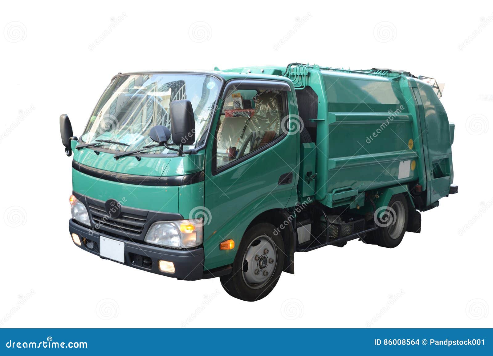 Green garbage truck powered by natural gas - ziktj