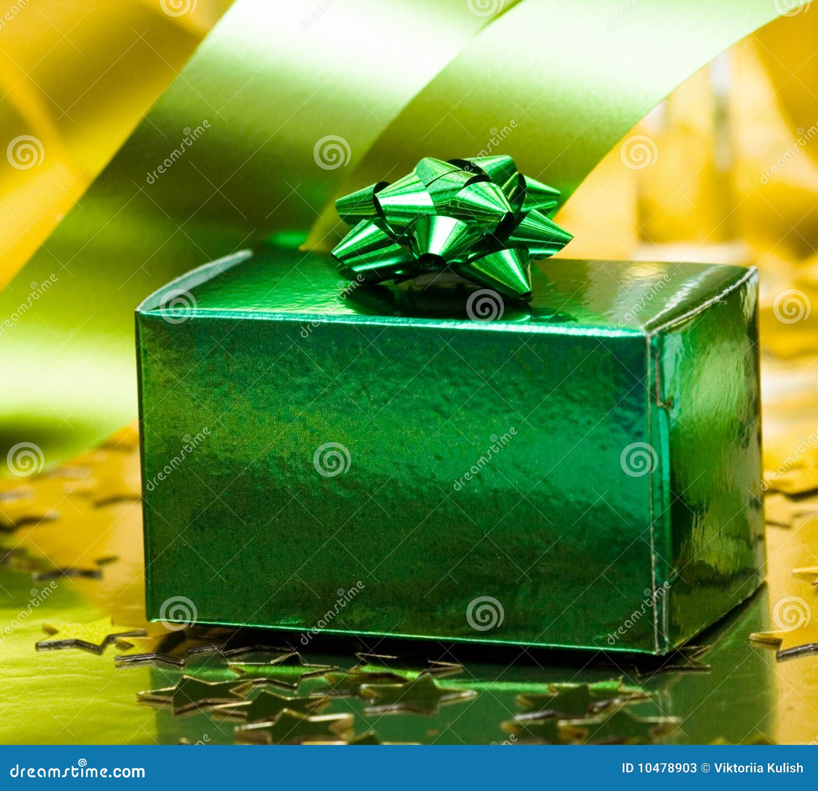 Green gift box stock image. Image of holiday, christmas - 10478903