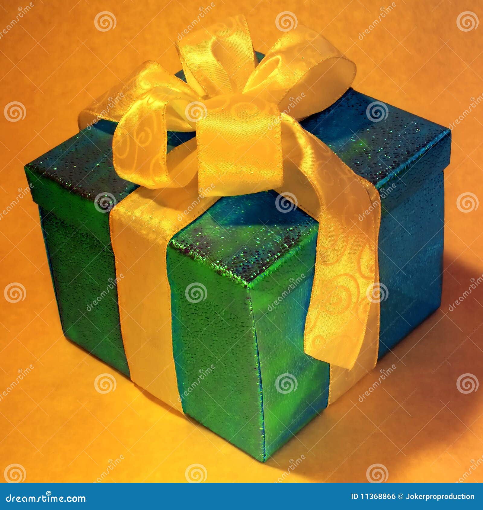 Green gift box stock photo. Image of gift, celebration - 11368866