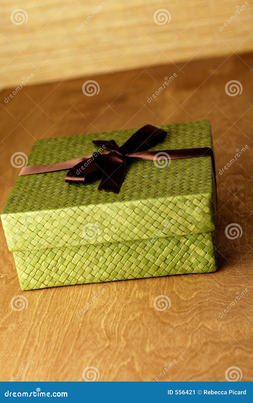 Green Gift Box stock image. Image of women, christmas, birthday - 556421