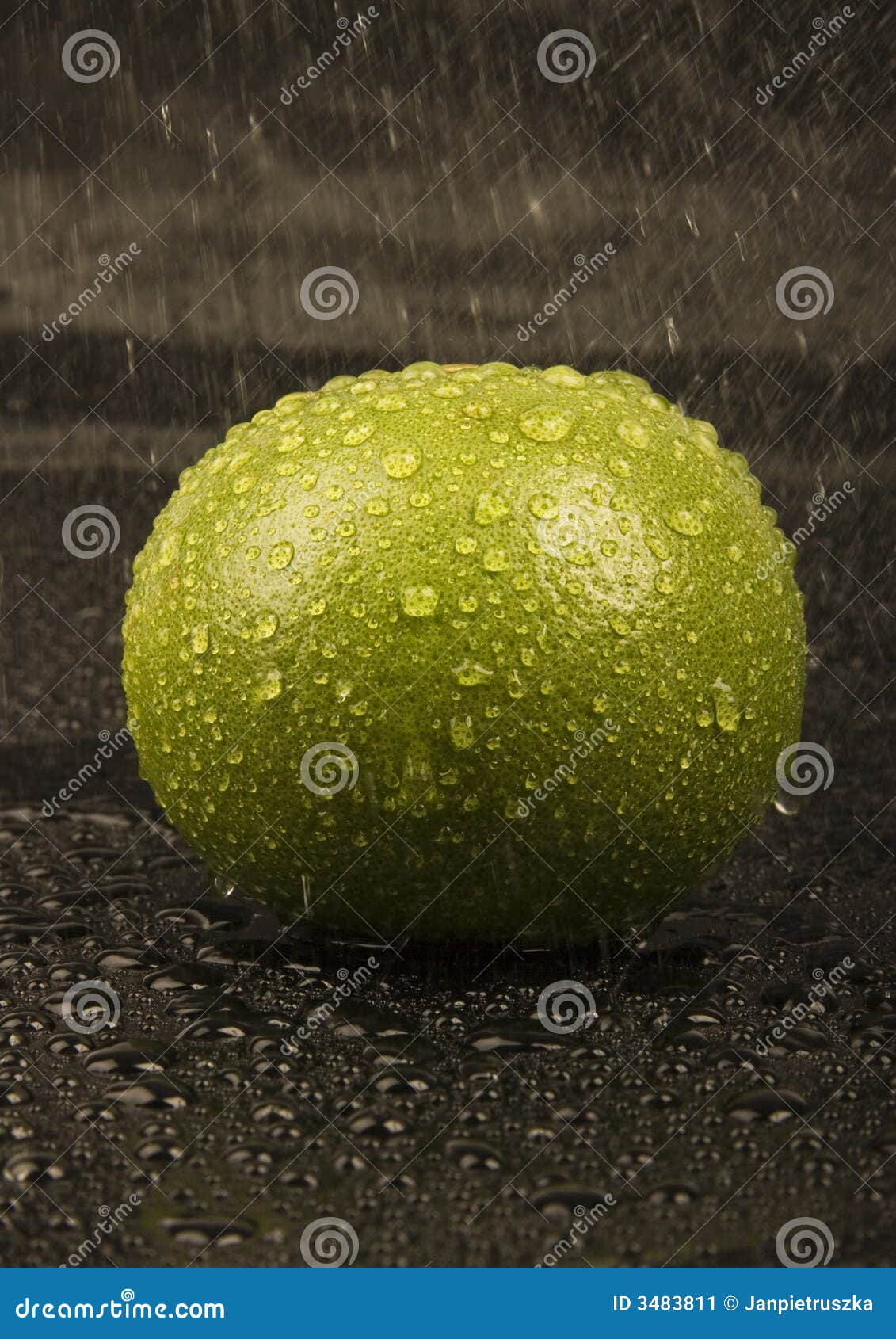 Green grapefruit stock image. Image of drops, ingredient - 3483811