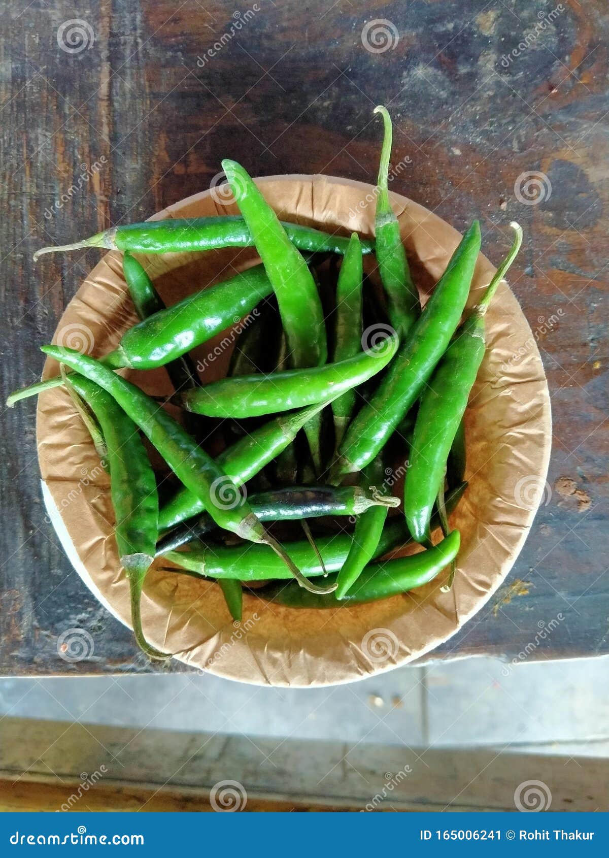Green Himalayan Chilli Looking Beautiful in Paper Plate Stock Image ...