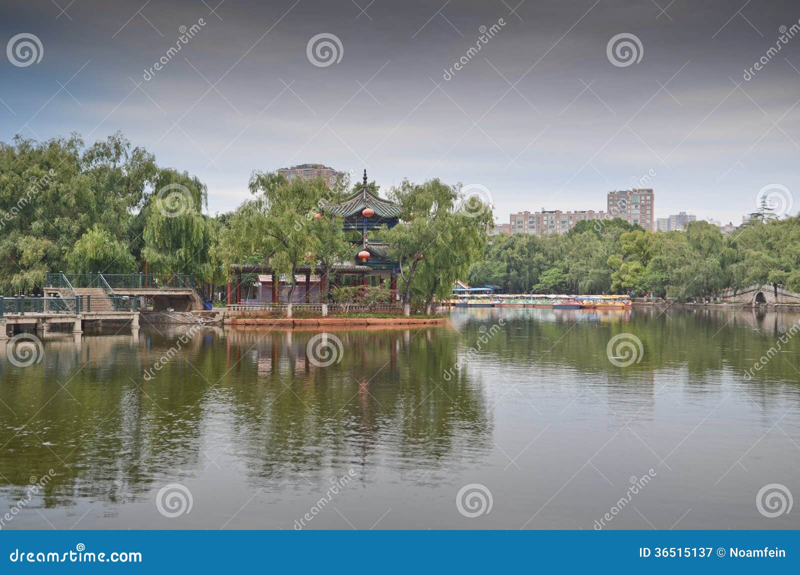 Green Lake Park Also Known As Cui Hu Park Is One Of The Most Beautiful ...