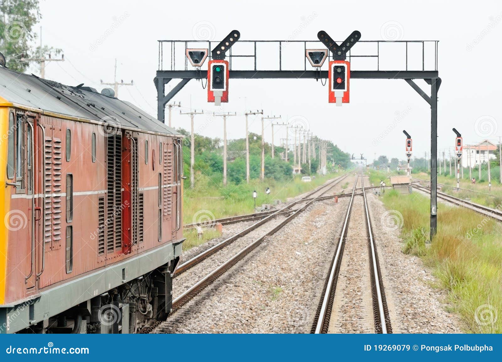 Green light signal stock image. Image of locomotive, lamp - 19269079