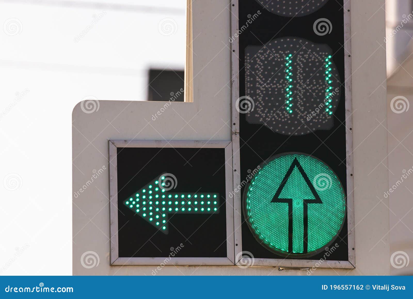 Green light stock photo. Image of color, signal, bokeh - 196557162
