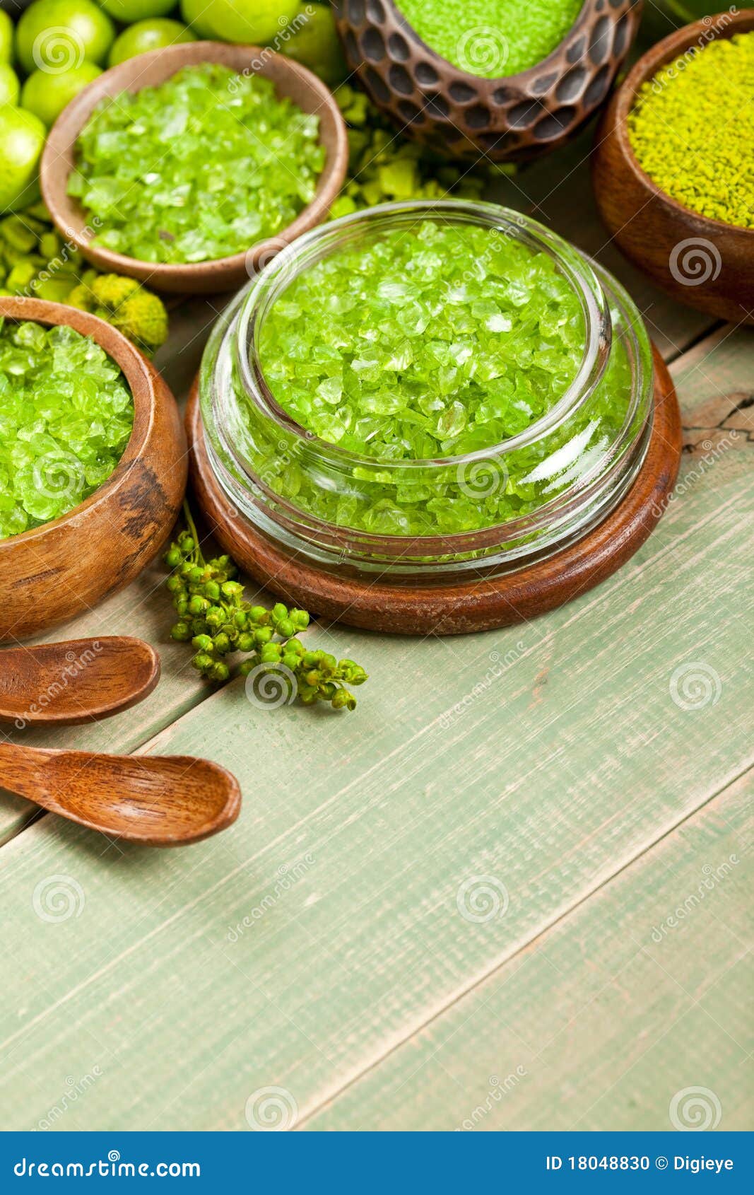 Green Minerals for Aromatherapy Stock Photo - Image of hygiene, organic ...