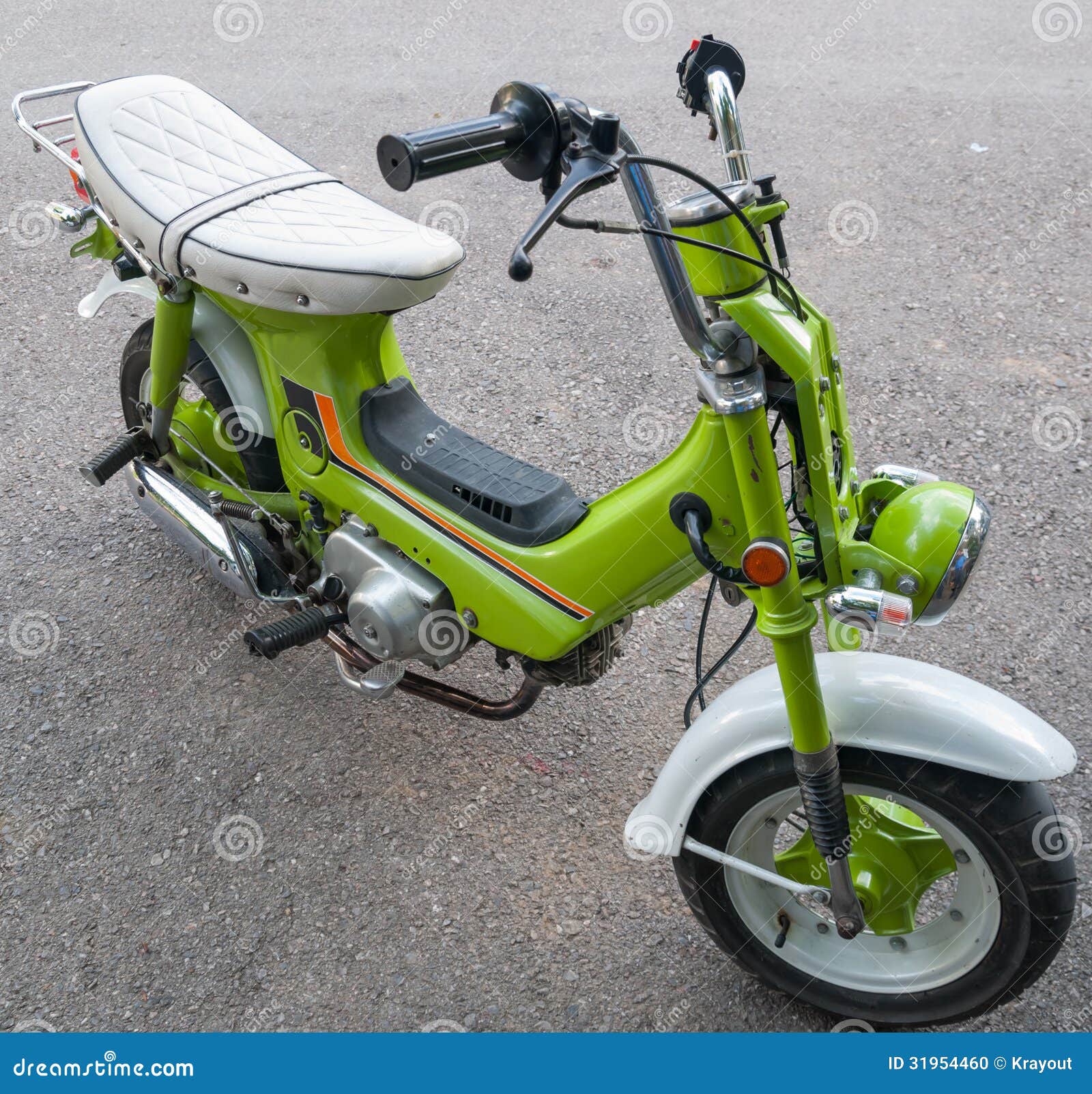Green motorcycle. stock photo. Image of metallic, ground - 31954460