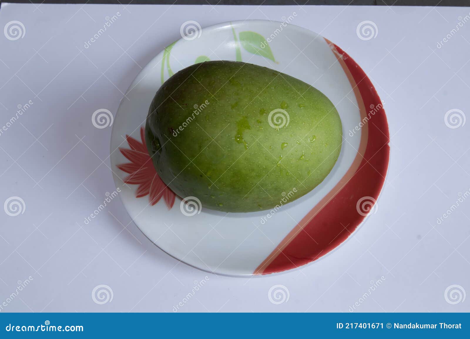 Green and Organic Mango Fruit in Plate Stock Image - Image of dairy ...