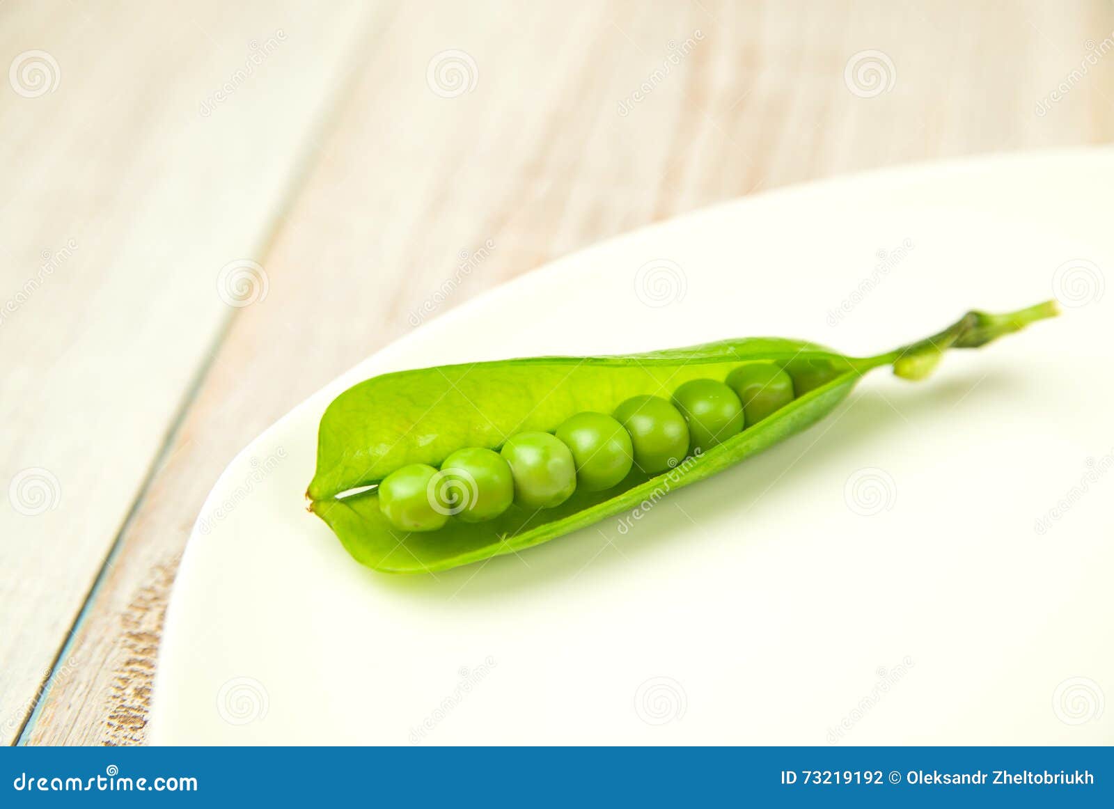 Green Pea Pod on the White Plate. Stock Photo - Image of produce ...
