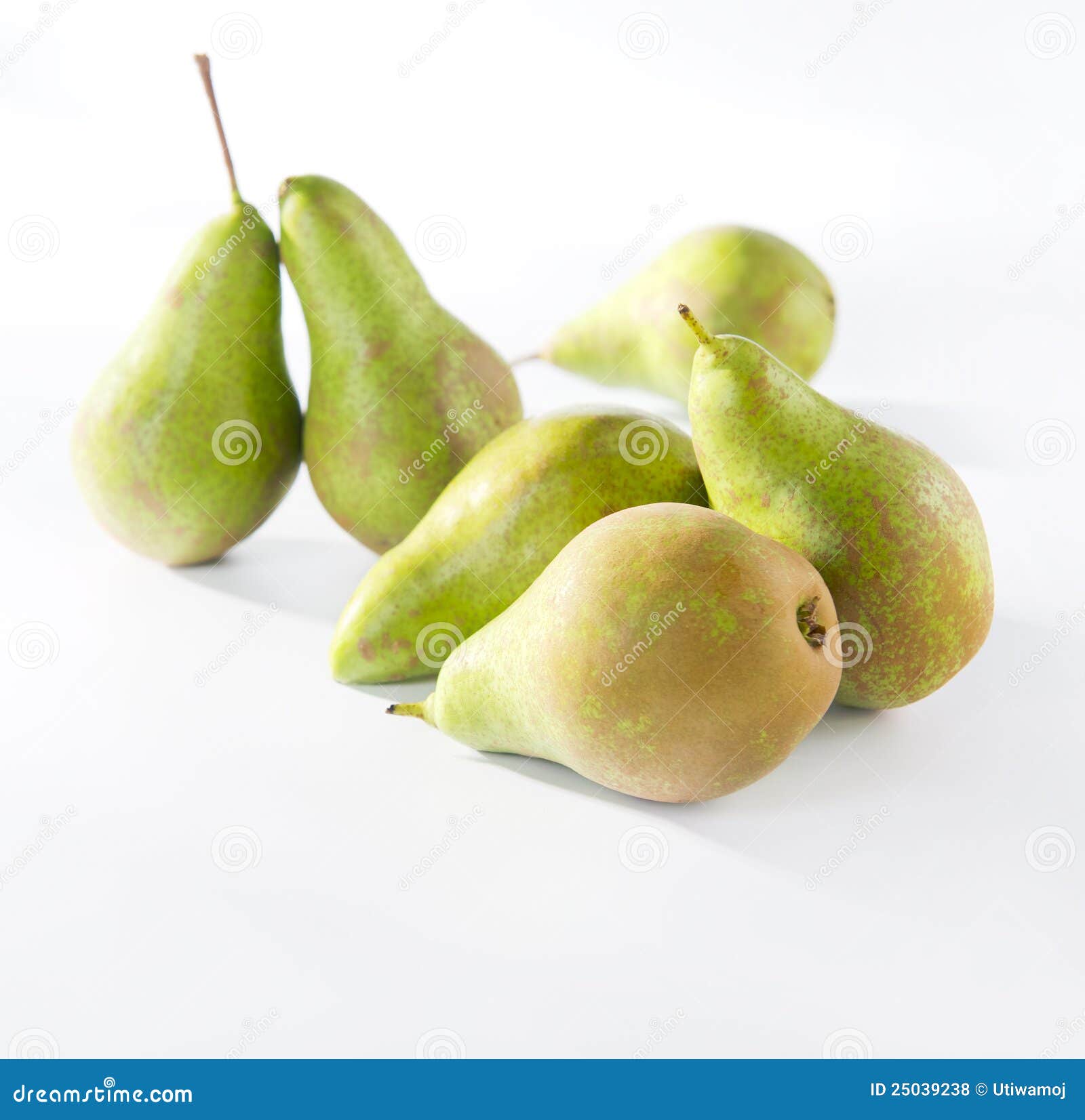 Green pears arkivfoto. Bild av bakgrund, hälsa, ordnings - 25039238