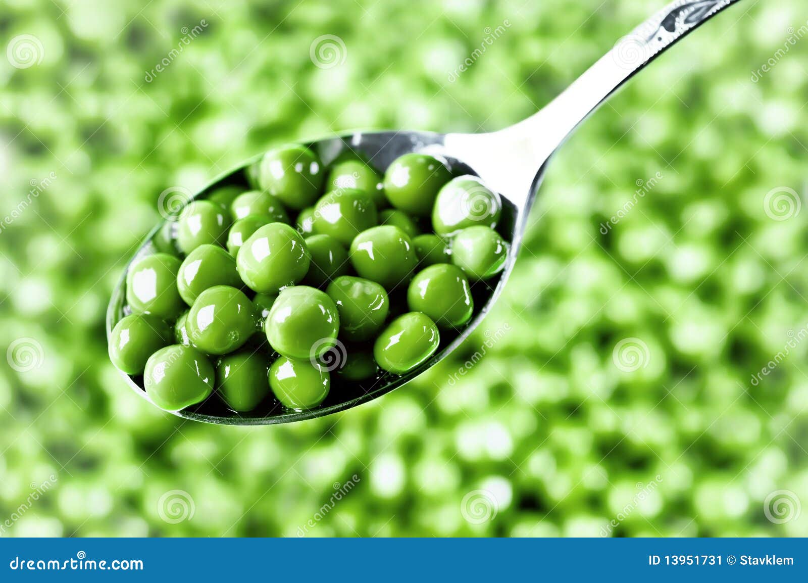 Green peas on the spoon stock image. Image of marrowfat - 13951731