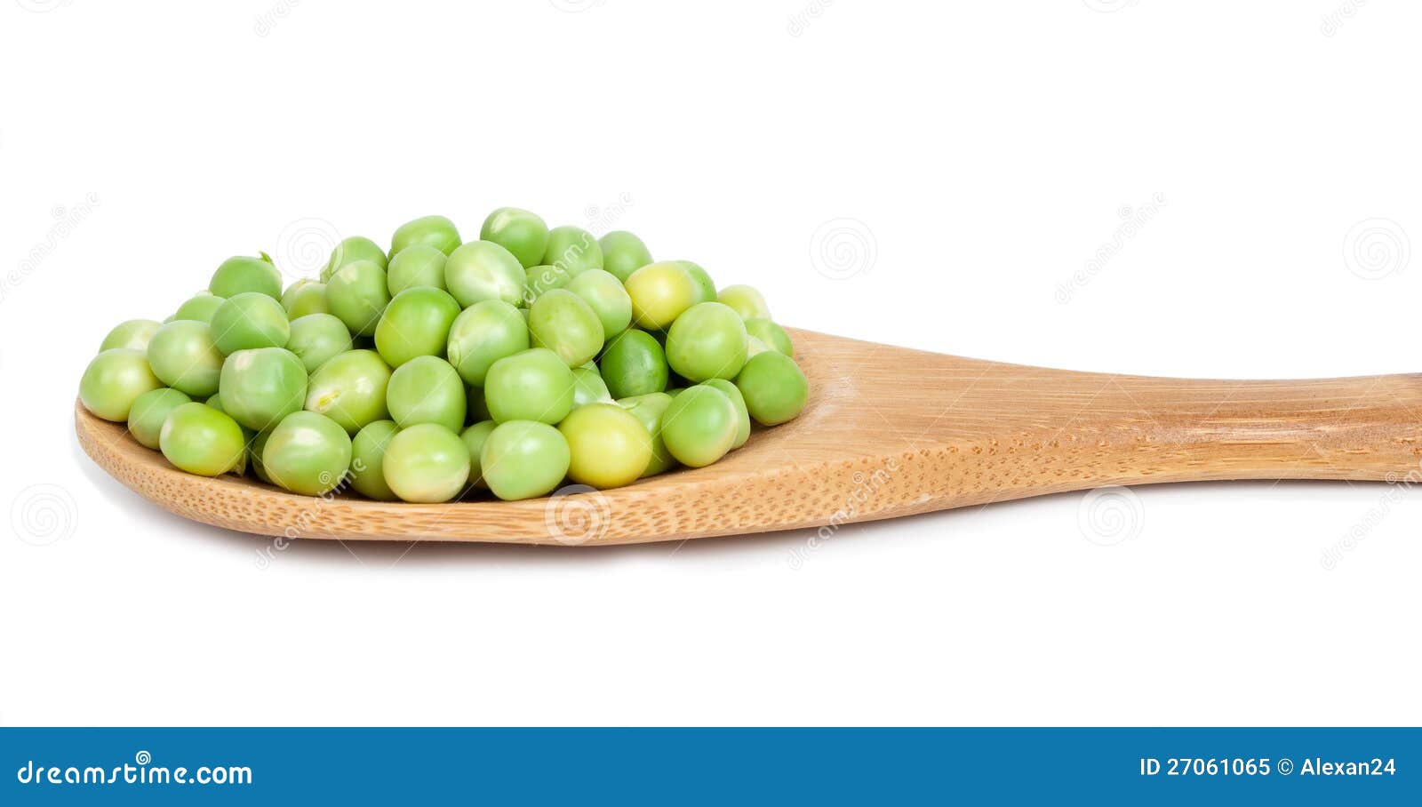 Green peas in wooden spoon stock image. Image of vegetable - 27061065