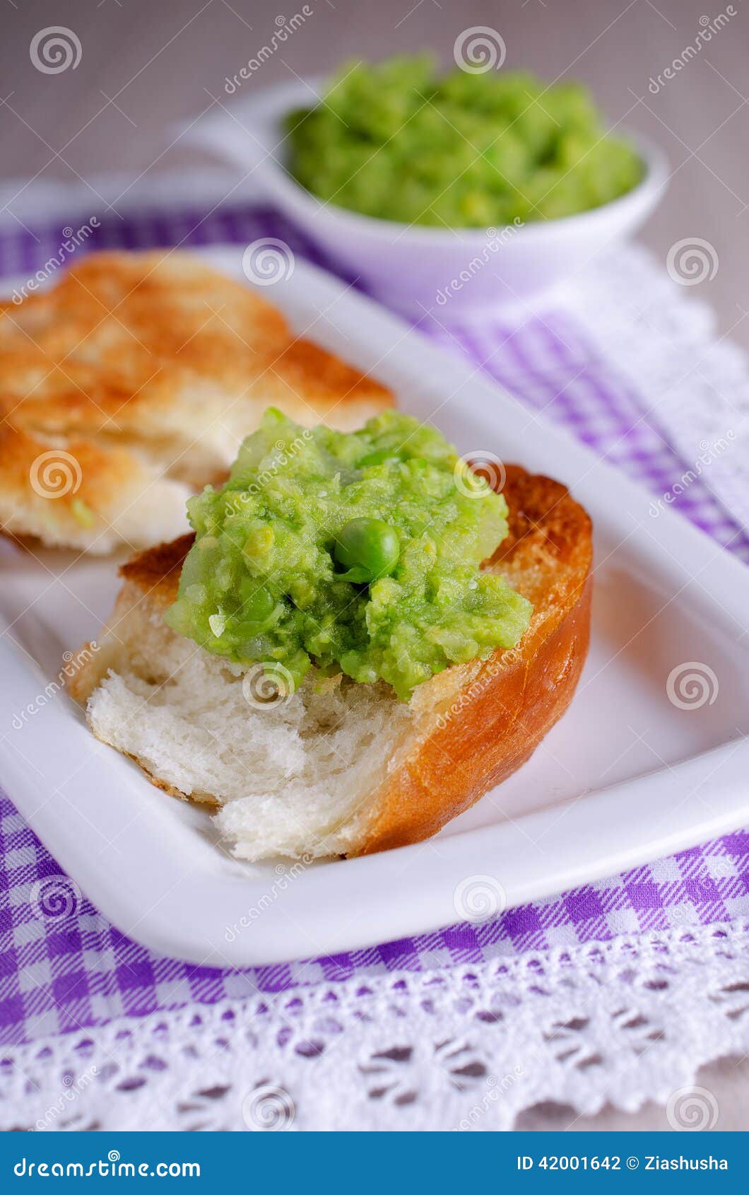 Green puree stock photo. Image of ingredient, food, peas - 42001642