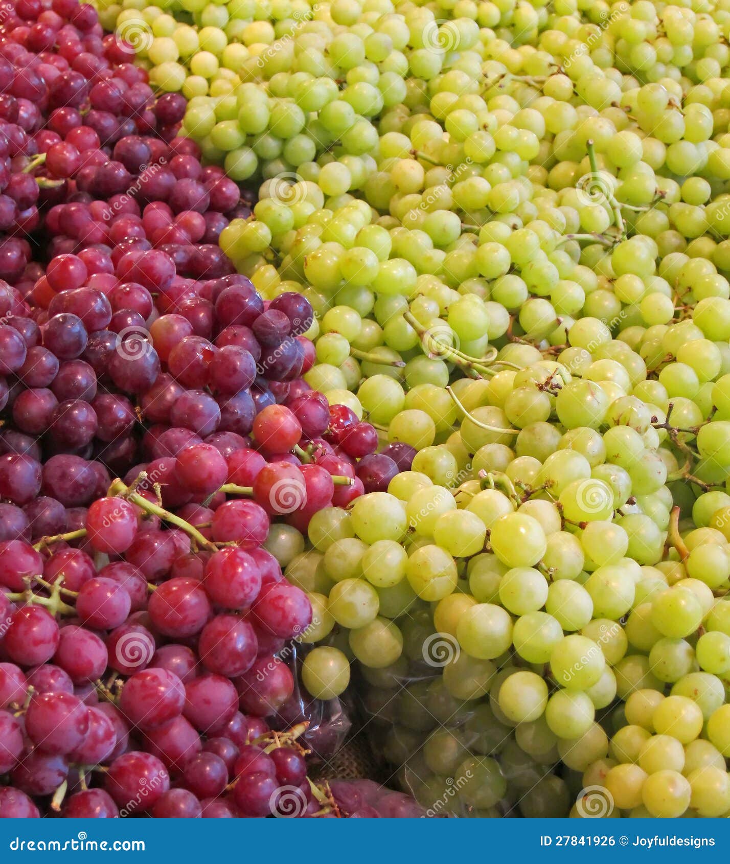 Red Seedless Grapes,The Red Grape Seeds And Galling. Royalty-Free Stock ...