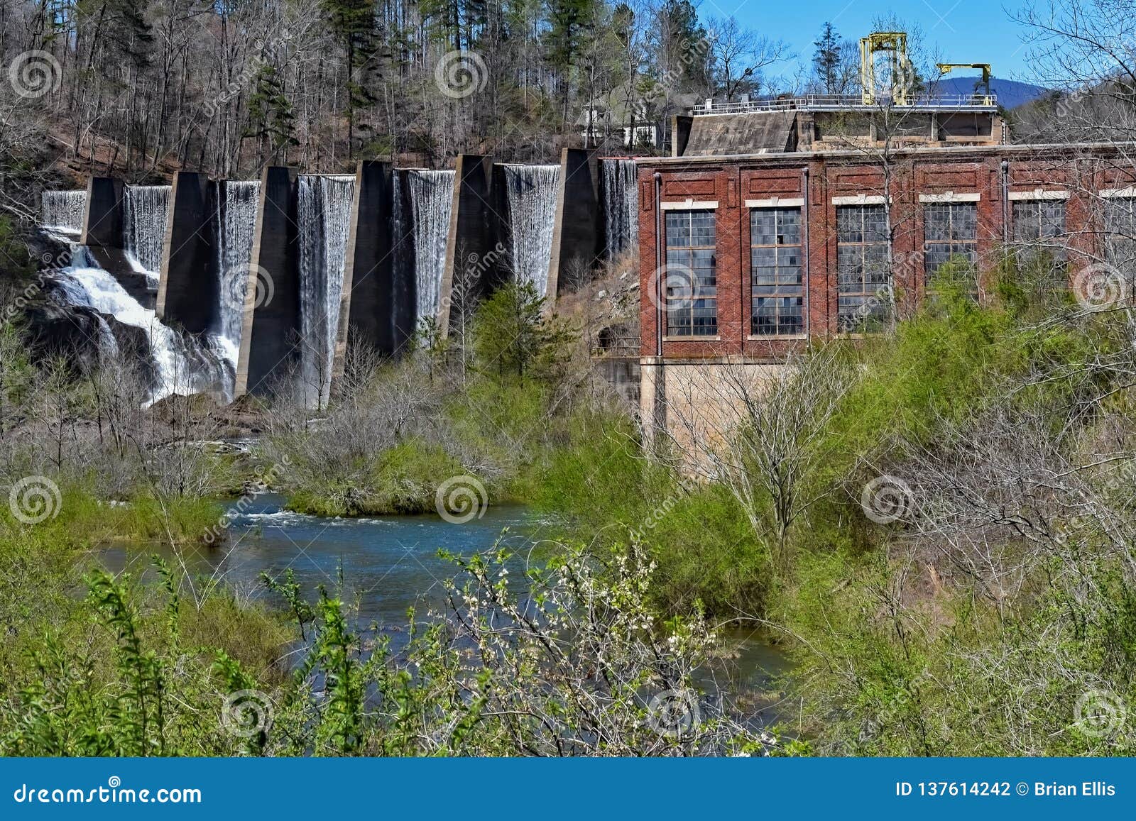 Green River Dam North Carolina Stock Photo - Image of summer, energy ...