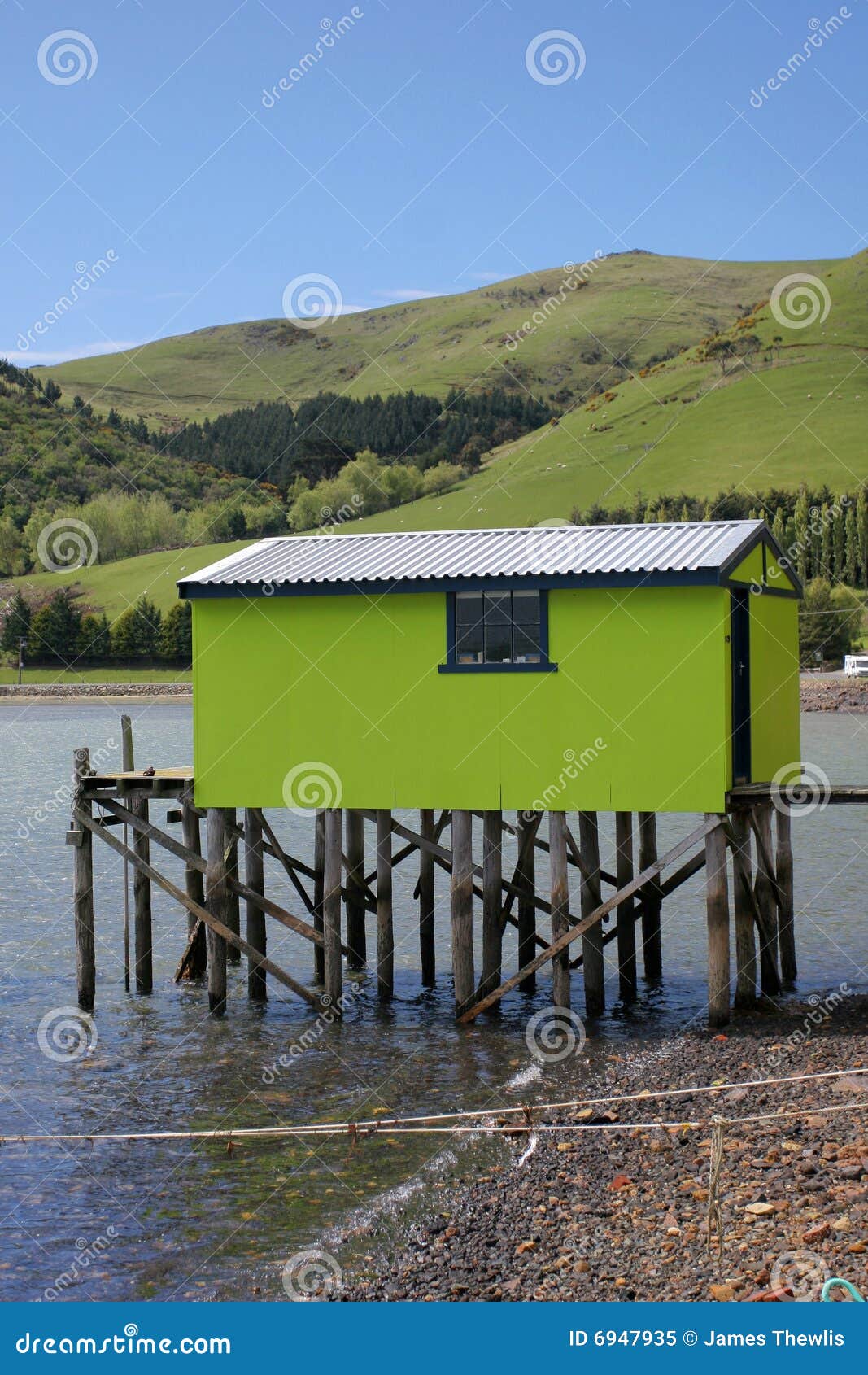 Green sea hut, stock image. Image of white, otago, silt - 6947935
