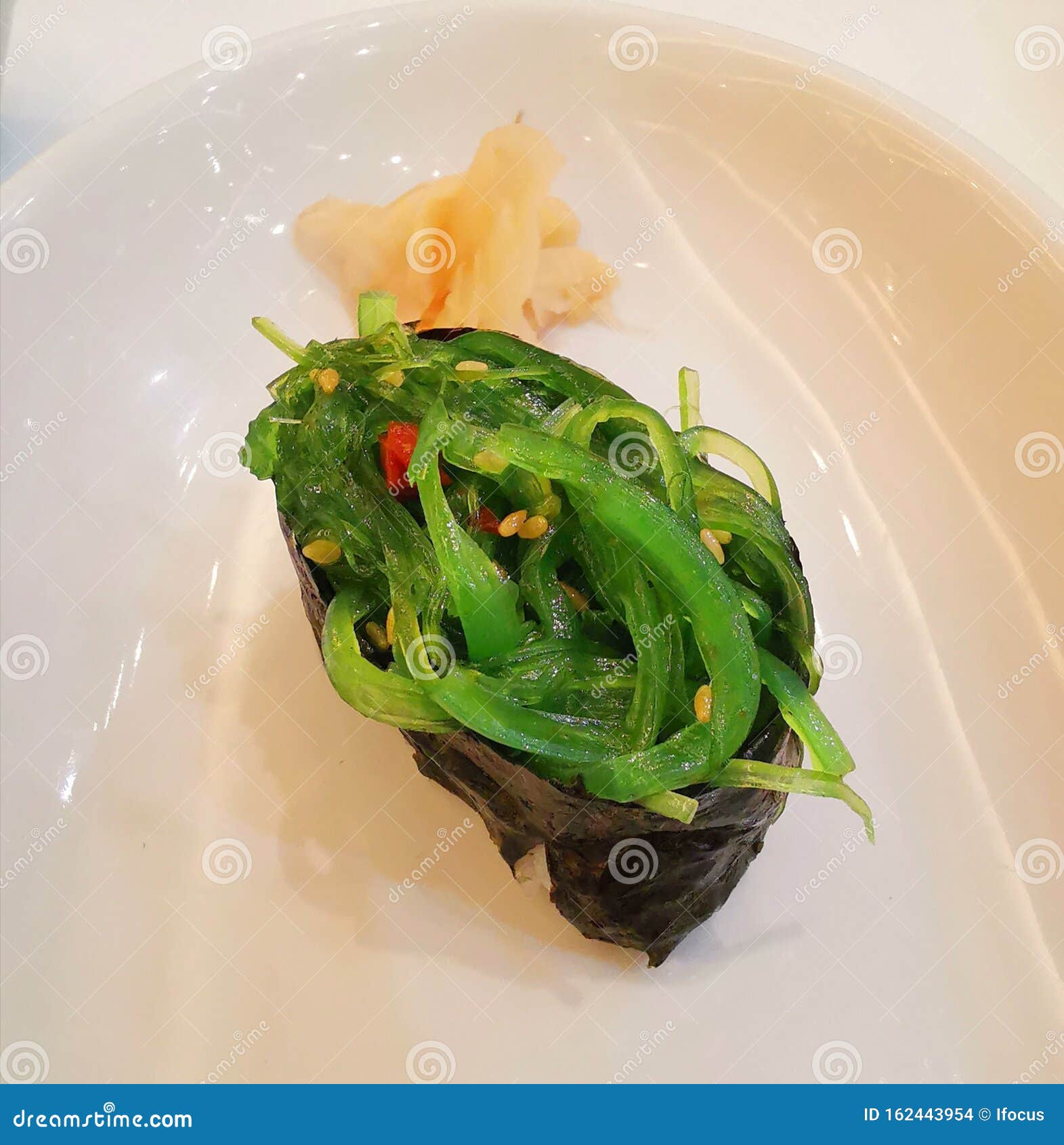 Green seaweed wrap stock photo. Image of dish, cuisine - 162443954