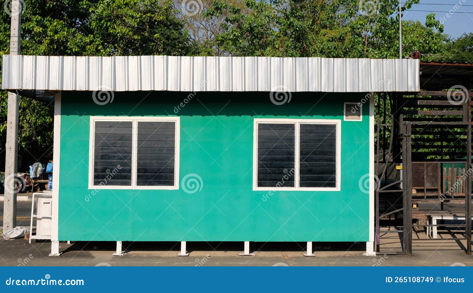 Old Green Shed Door Royalty-Free Stock Photography | CartoonDealer.com ...