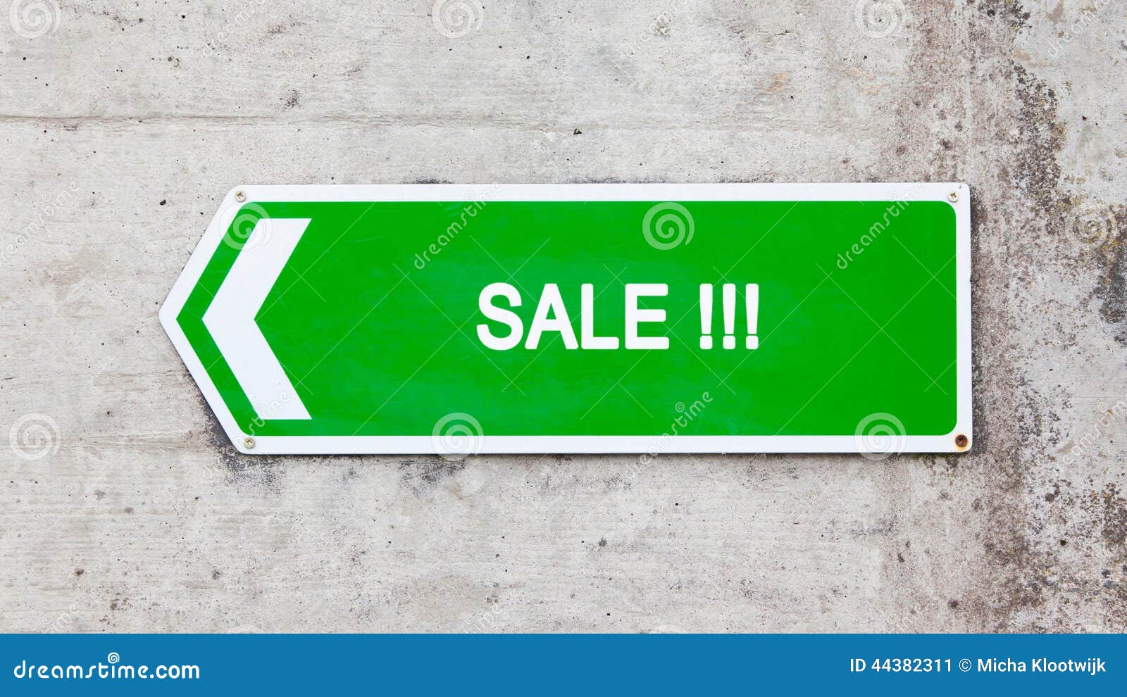 Green sign - Sale stock image. Image of bright, scratch - 44382311