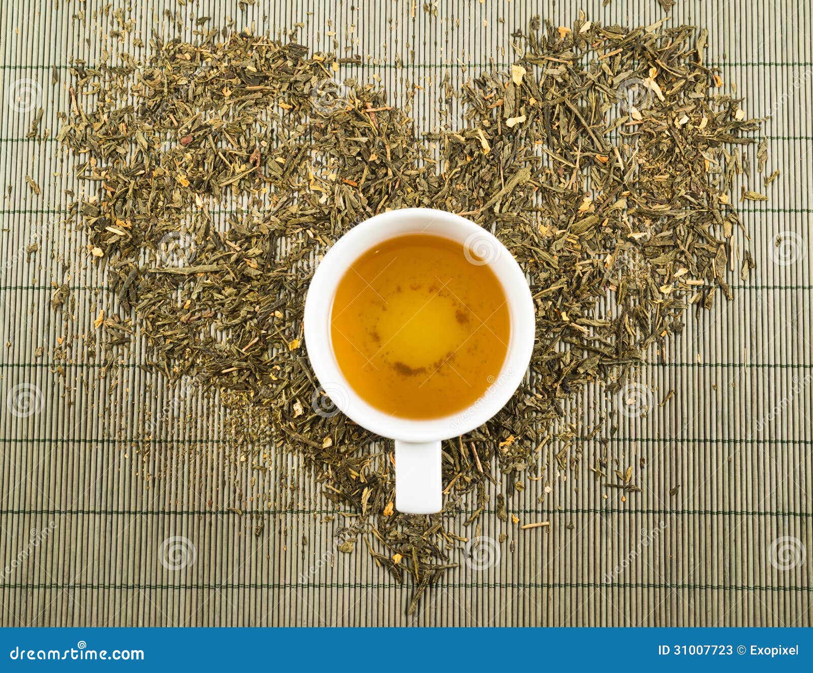 Green Tea Heart Shape Topview Stock Image - Image of green, east: 31007723