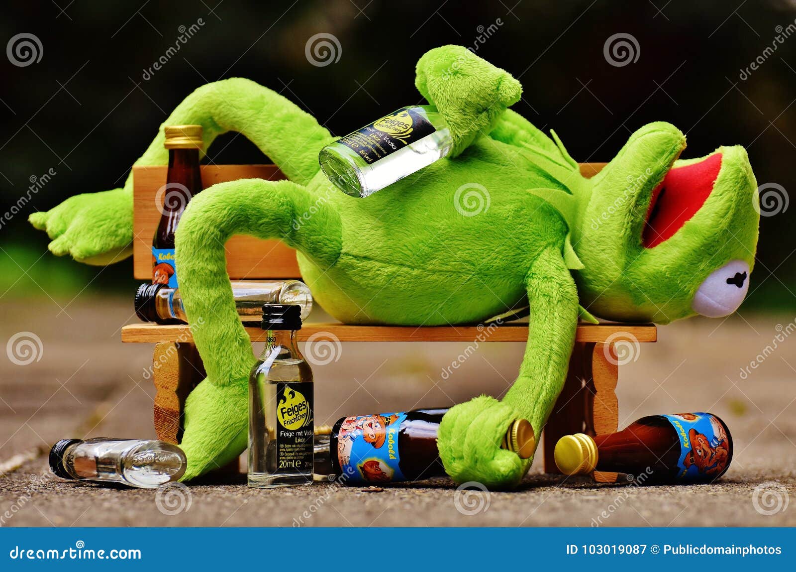 Green, Toy, Plush, Stuffed Toy Picture. Image: 103019087