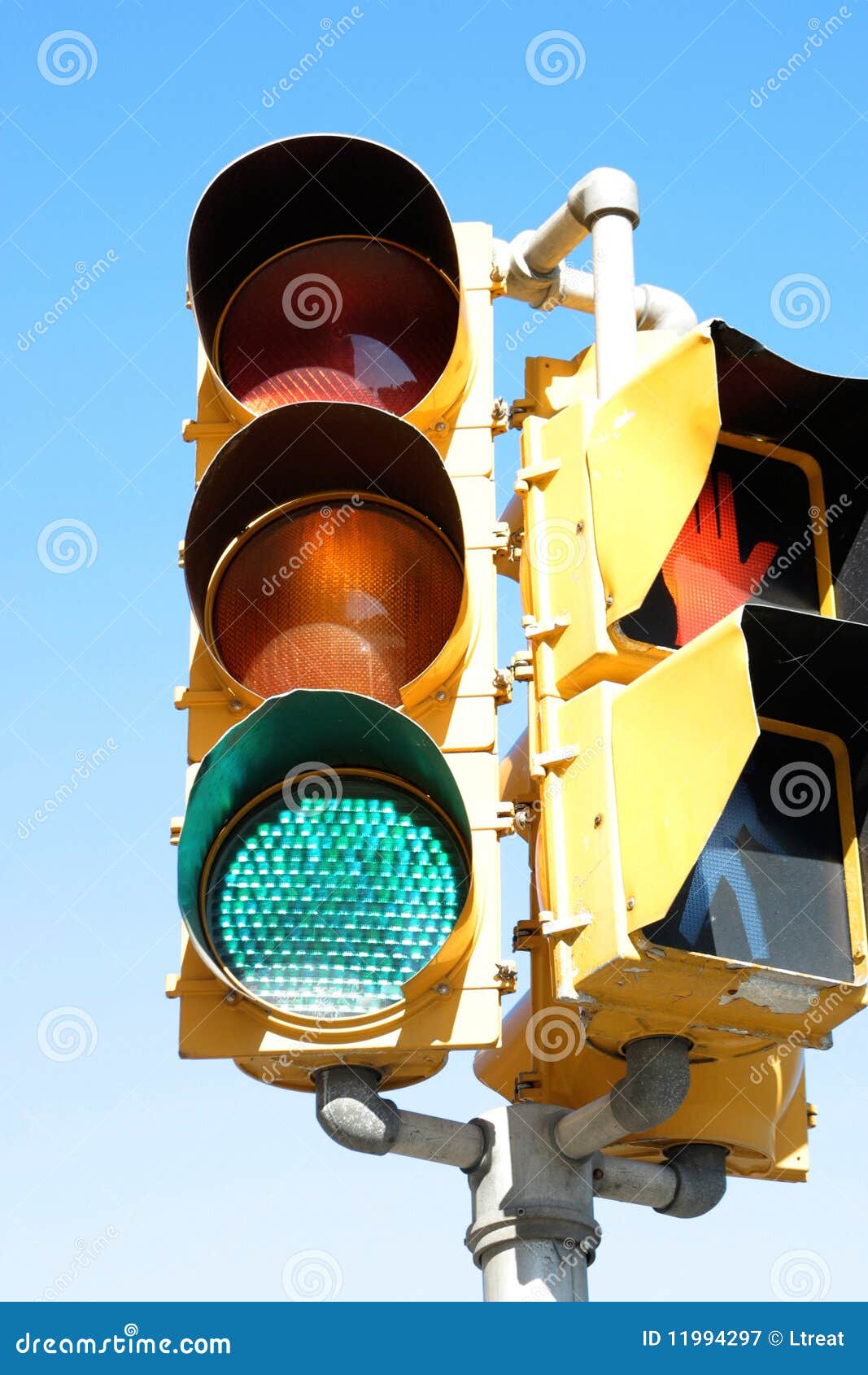 Green traffic light stock image. Image of changing, move - 11994297