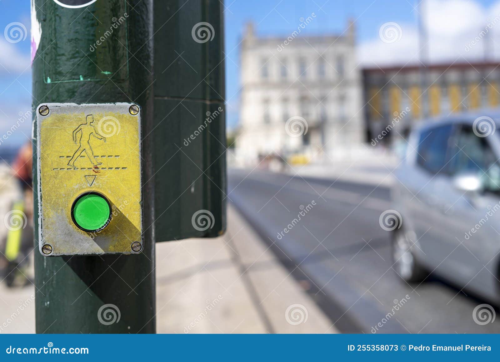 Green Traffic Light with Pedestrian Crossing Control Button Stock Image ...