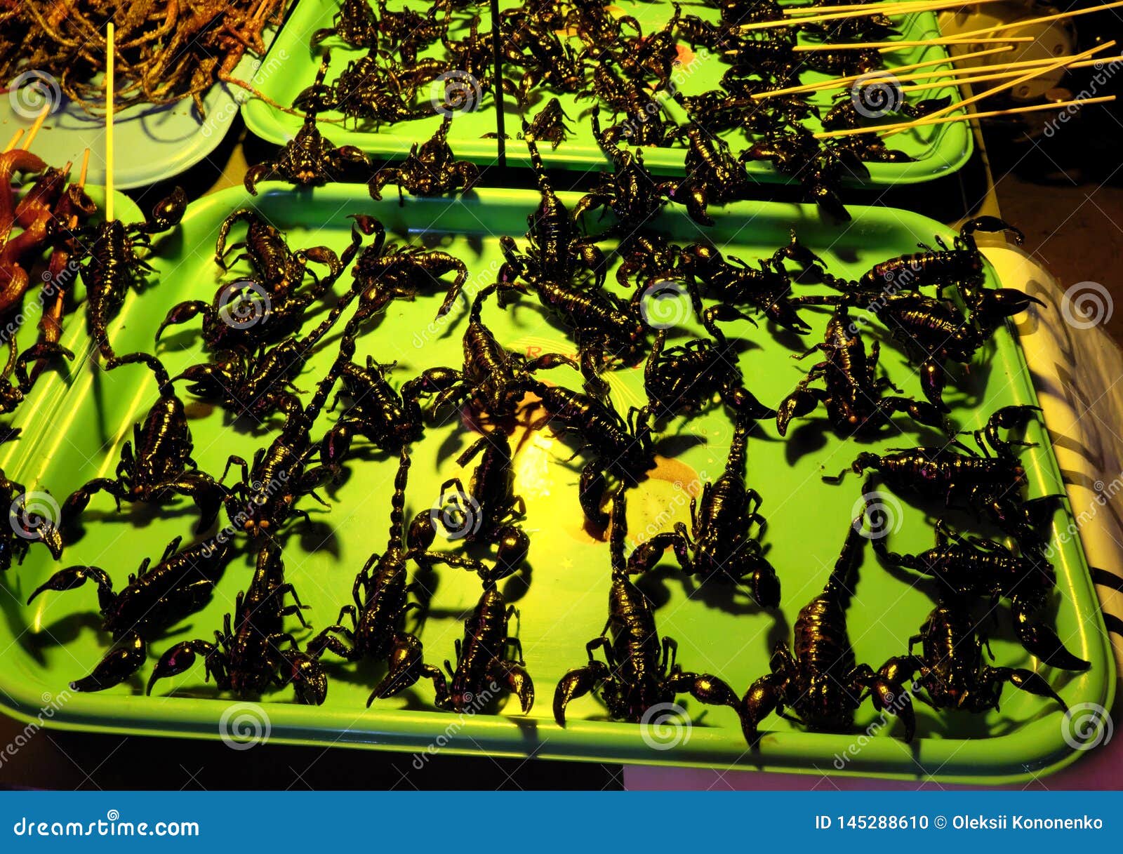 Green Trays with Fried Scorpions, Food Stock Photo - Image of scorpions ...