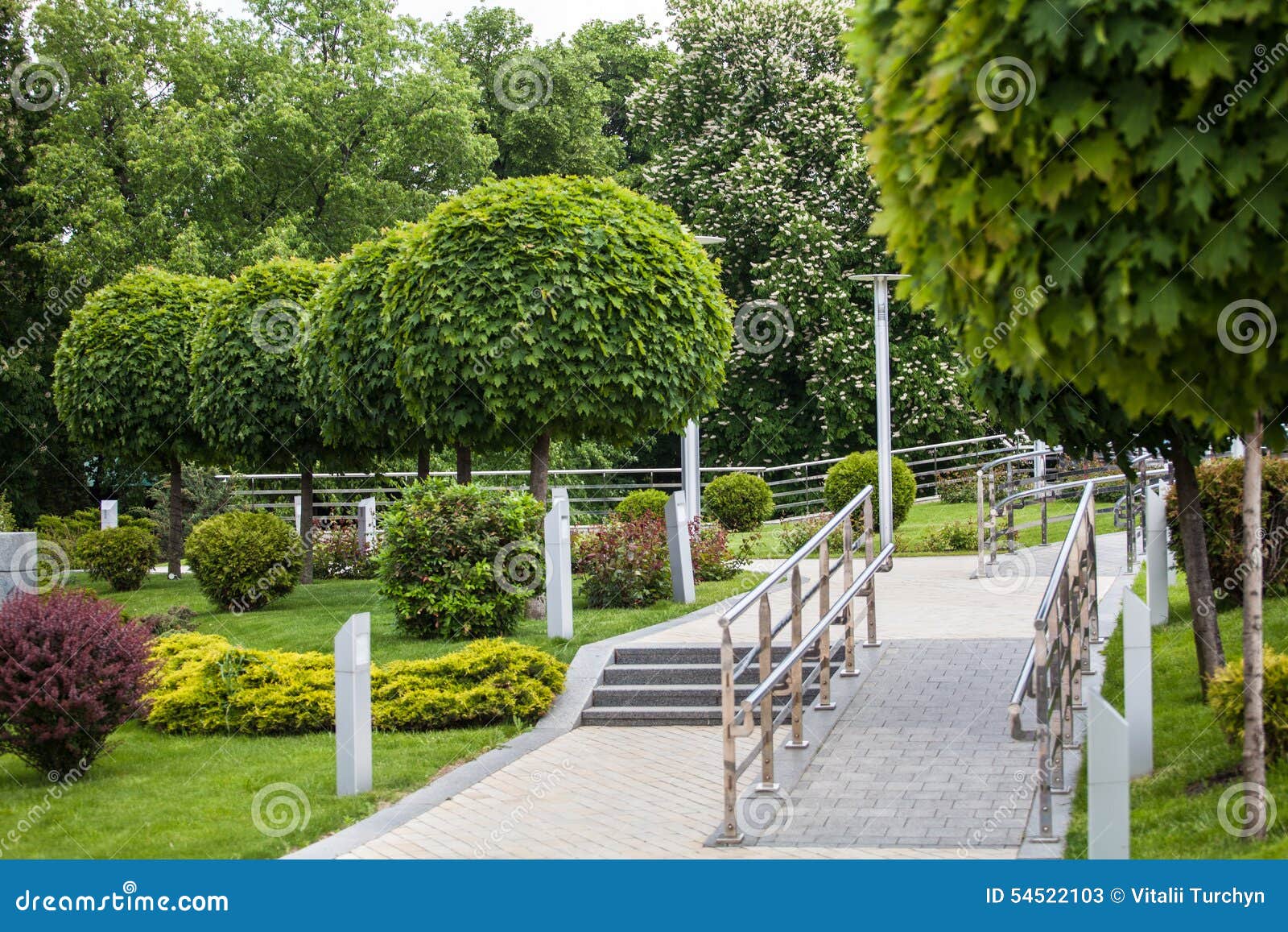 Green Trees Round Shape Stock Photos - Royalty Free Images